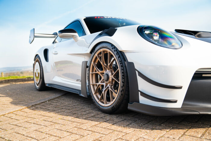 Manthey Porsche 992 GT3 RS MR