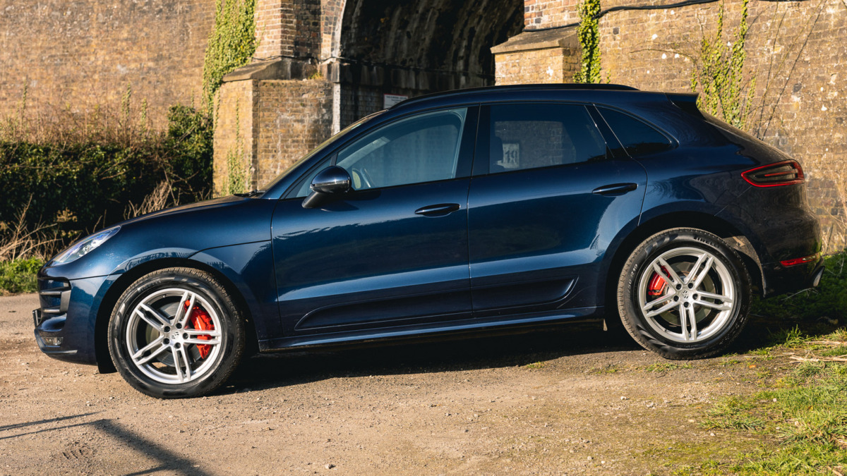 Porsche Macan servicing, when to service and what are the common issues ...