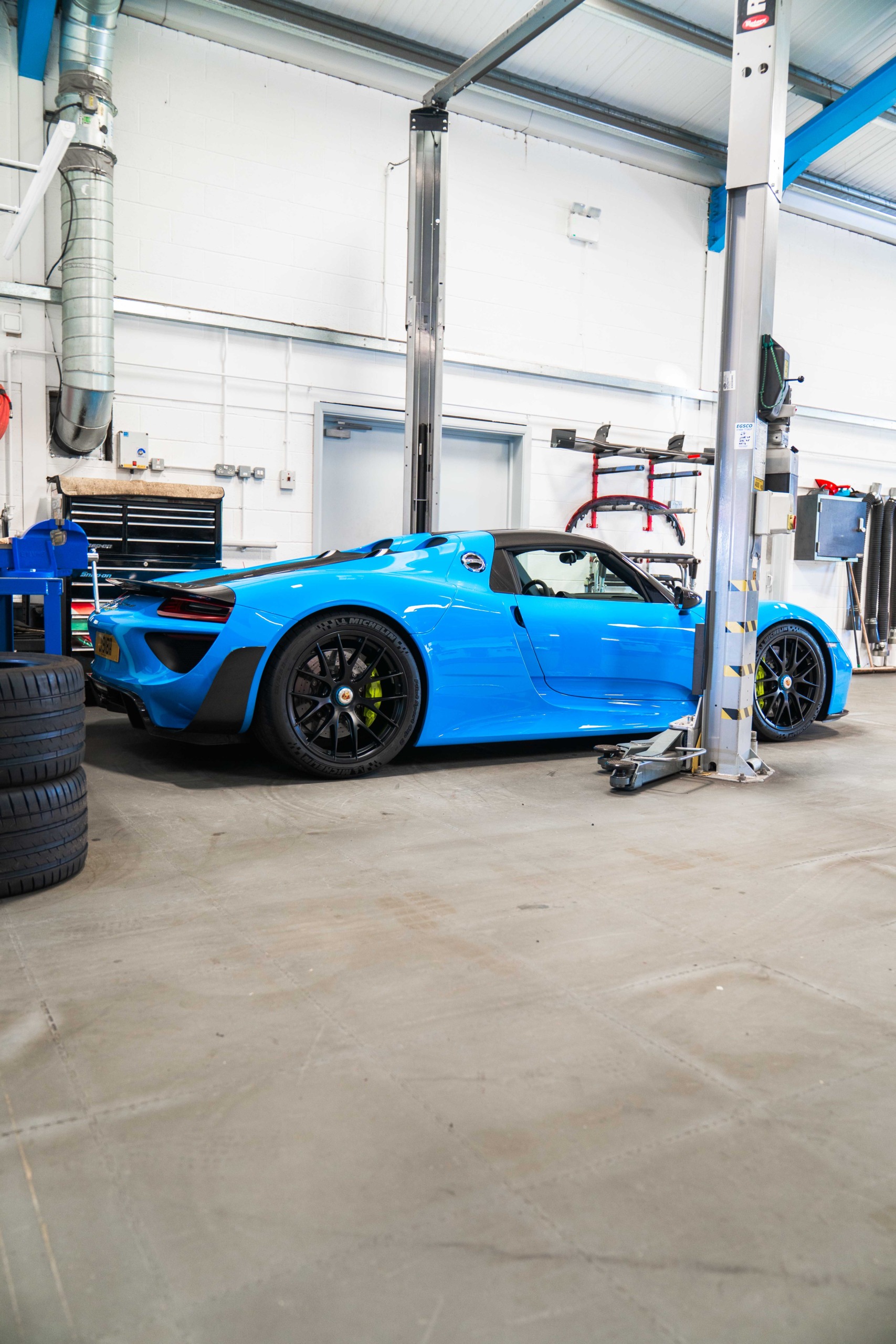 Whats involved in servicing a Porsche 918 Spyder? - RPM Technik ...